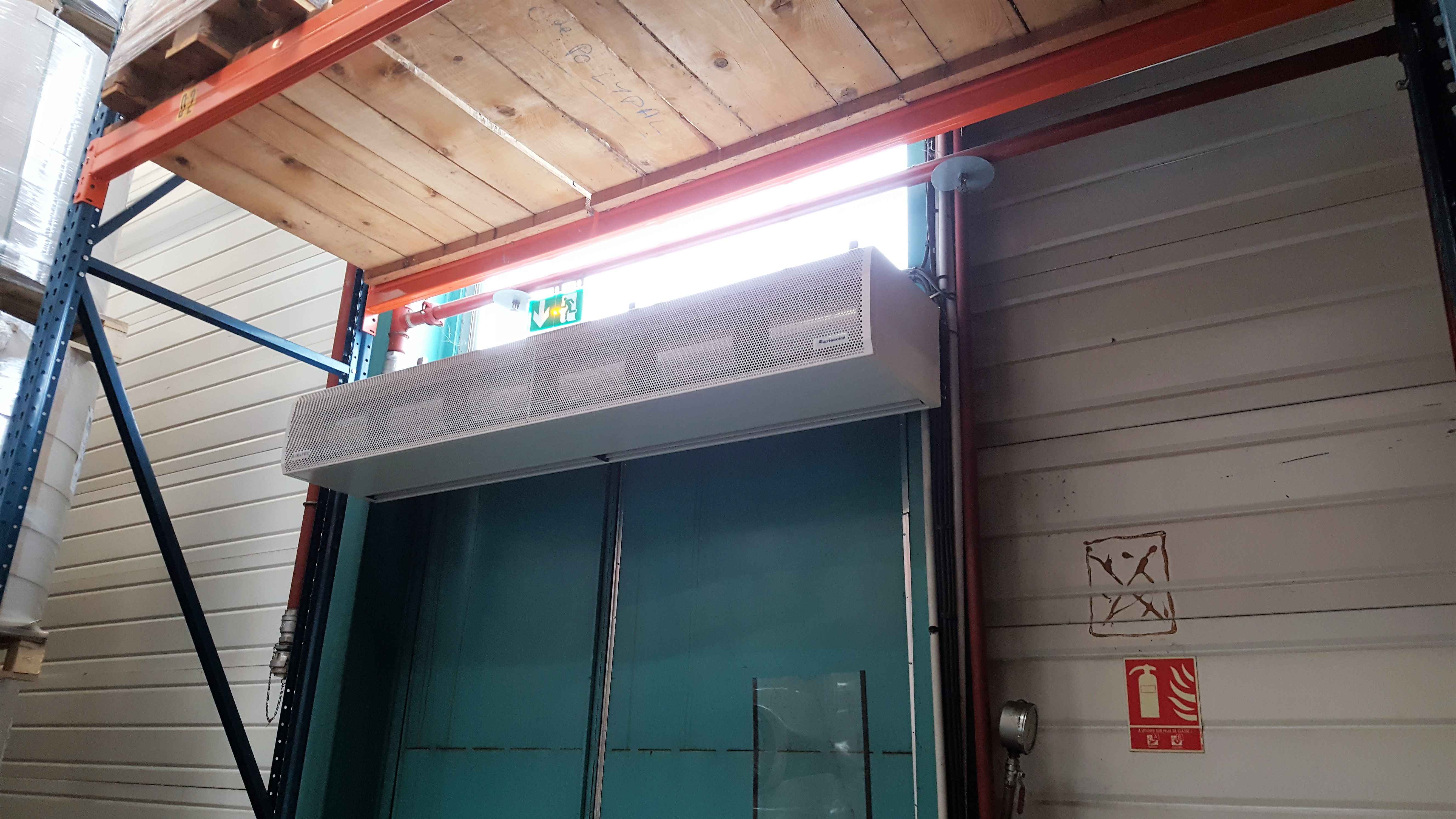 Insect control air curtain Fly K | Air curtain against insects